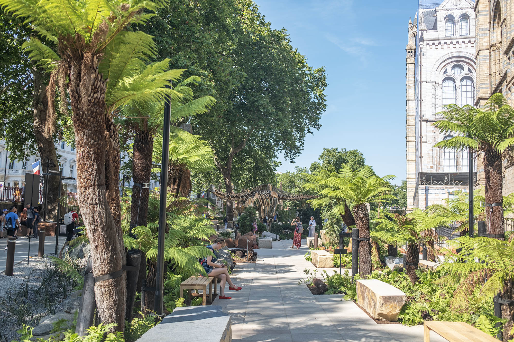 Visiting the Natural History Museum gardens with children: everything ...