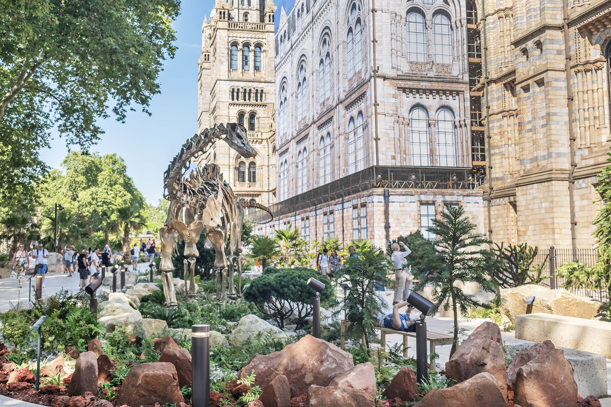 Visiting the Natural History Museum gardens with children: everything ...