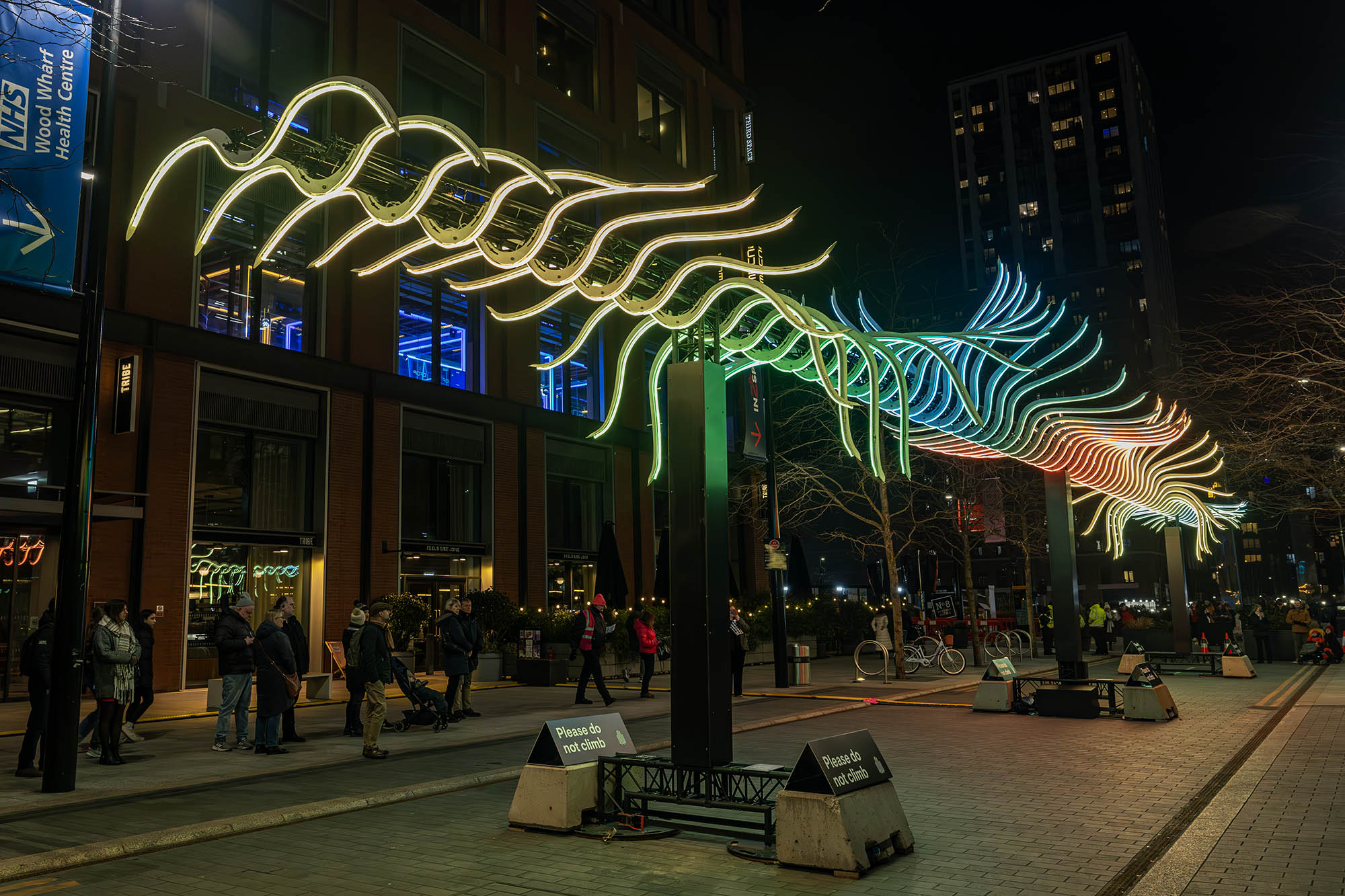 A look at: Canary Wharf Winter Lights Festival - London With Littles