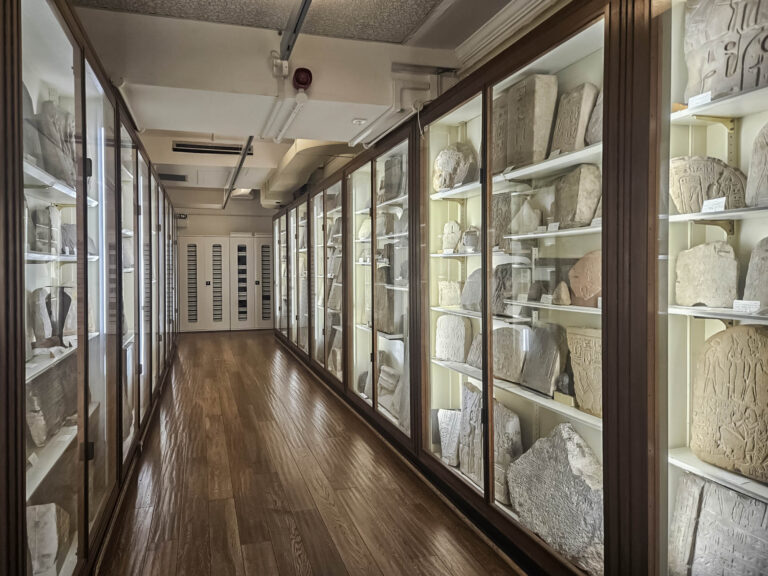 Visiting the Petrie Museum of Egyptian Archaeology with children ...