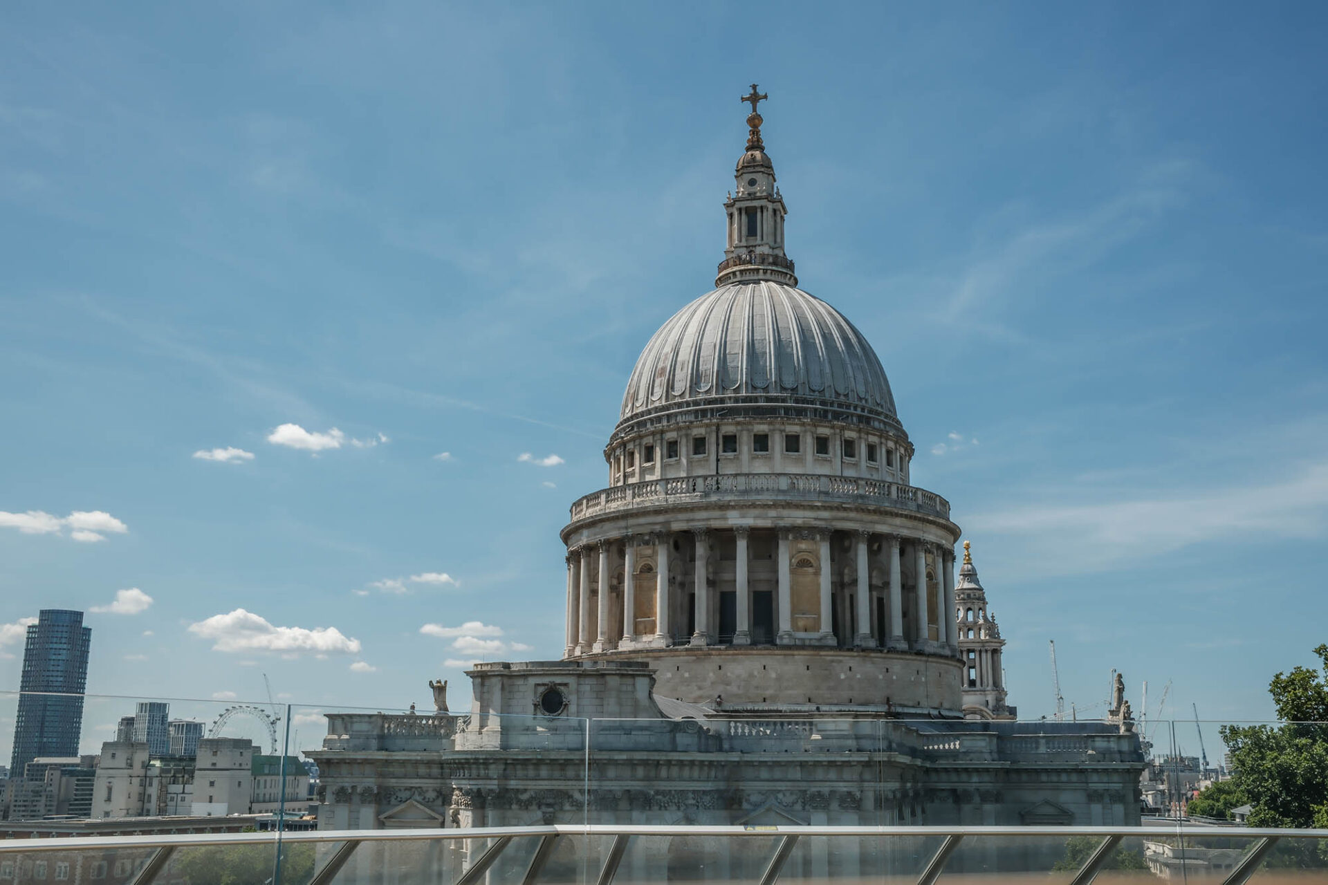 Visiting the One New Change roof terrace with children: everything you ...